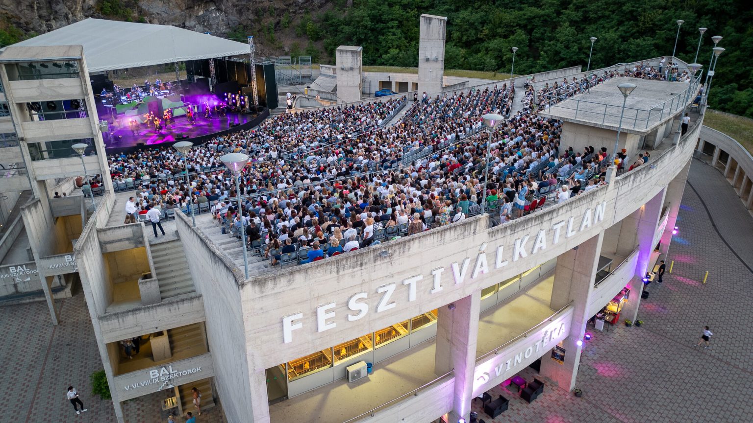 Tokaj Fesztiválkatlan 2025 – ahol a zene és a borvidék találkozik ...
